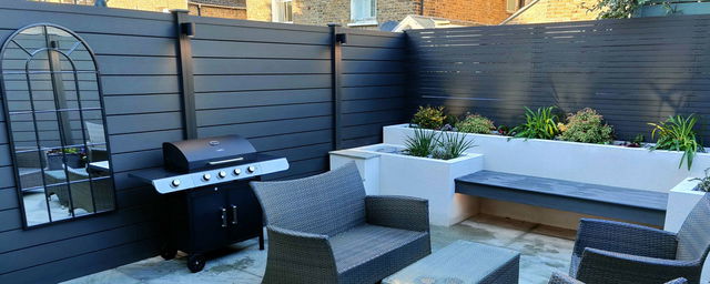 Composite Fencing - Garden Fence Panels UK | EnviroBuild
