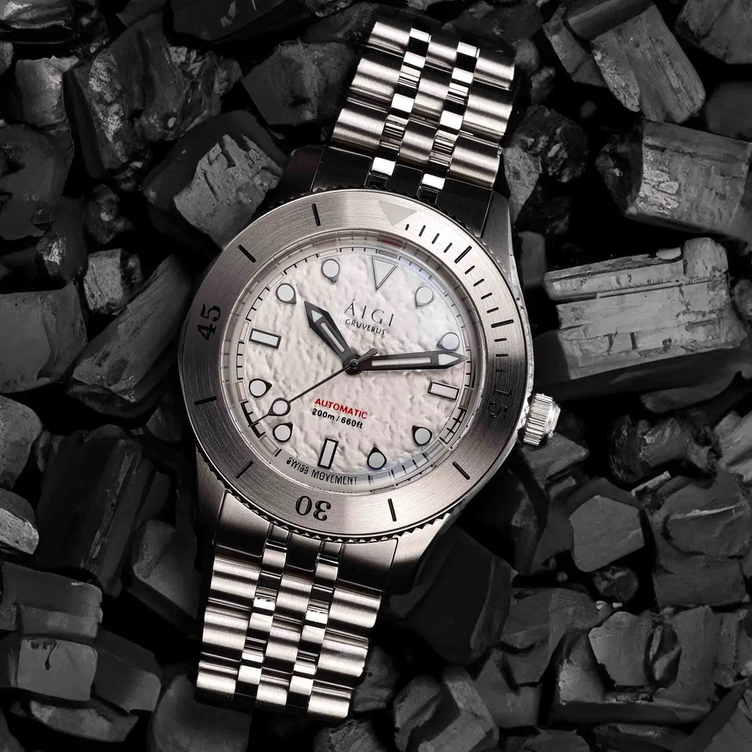 Gruvebus Tritium Automatic Dive Watch-Microbrand Watch