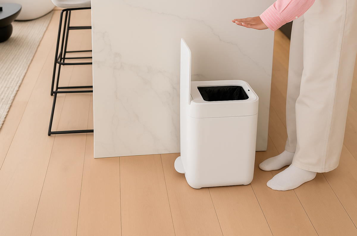 Smart Trash Cans & Refill Bags | Trash King™